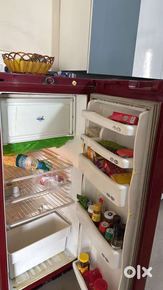 Second hand fridge in working condition @ 2800 only - Fridges - 1799326368