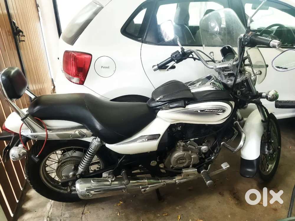 Bajaj avenger 220 - Motorcycles - 1809584747