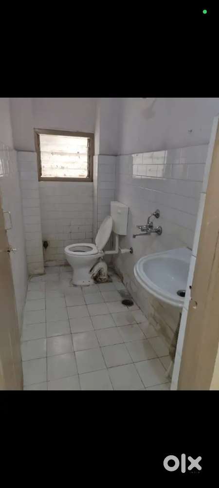 Ready to move excellent flat - For Sale: Houses & Apartments - 1817455665
