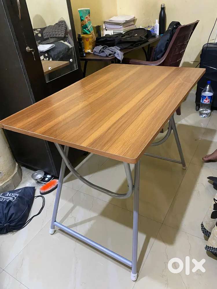 Brand New Study Table (Foldable) / Computer table - Other Household ...