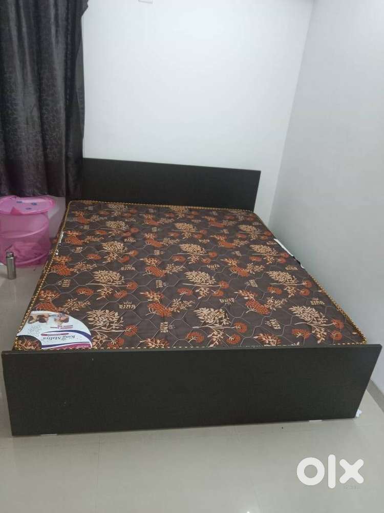 Single bed price olx store
