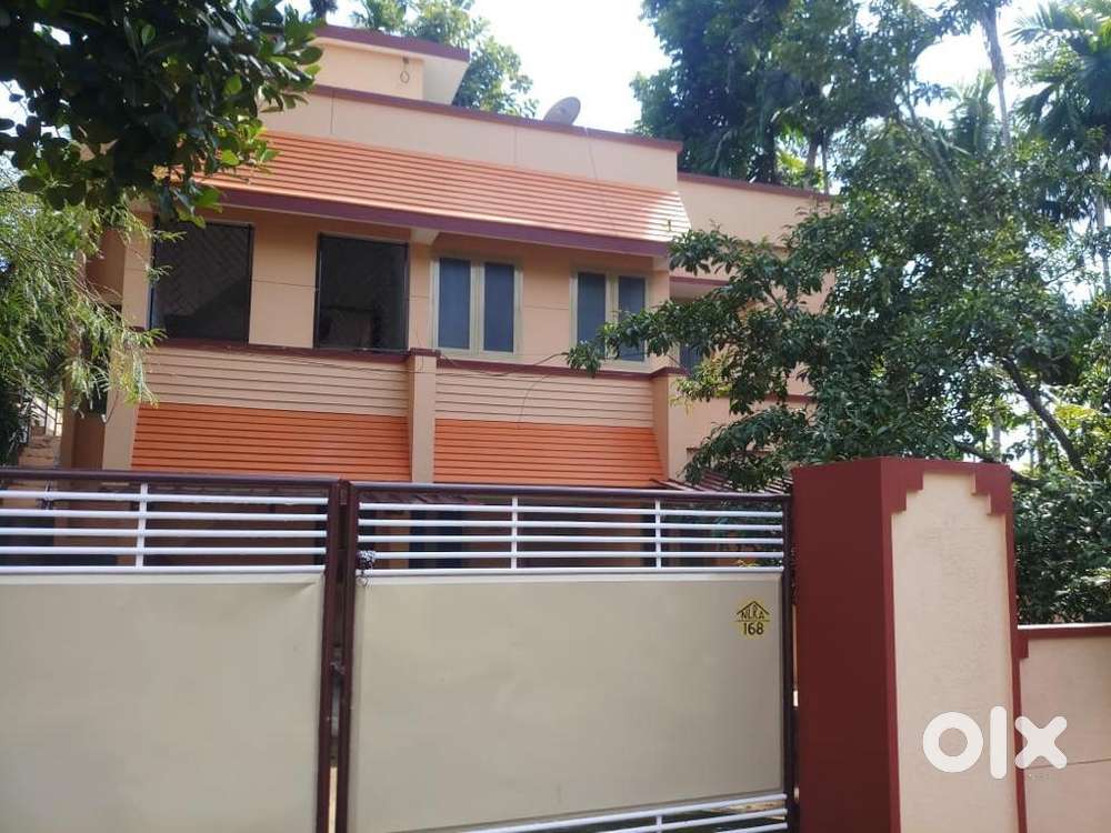 2bhk first floor of an independent house in Ulloor-Akkulam Rd - For ...