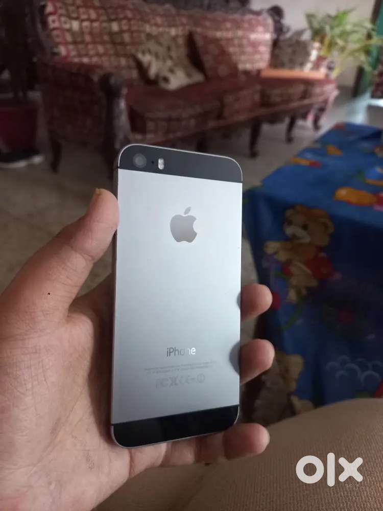 Iphone 5s 32 gb only 8000 battery 83 % health - Mobile Phones - 1804384643