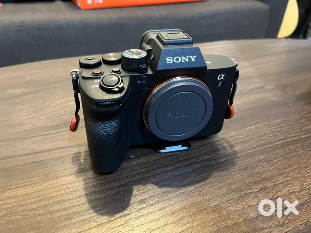 Sony A7M4 Mirrorless Camera - Cameras & Lenses - 1800457026