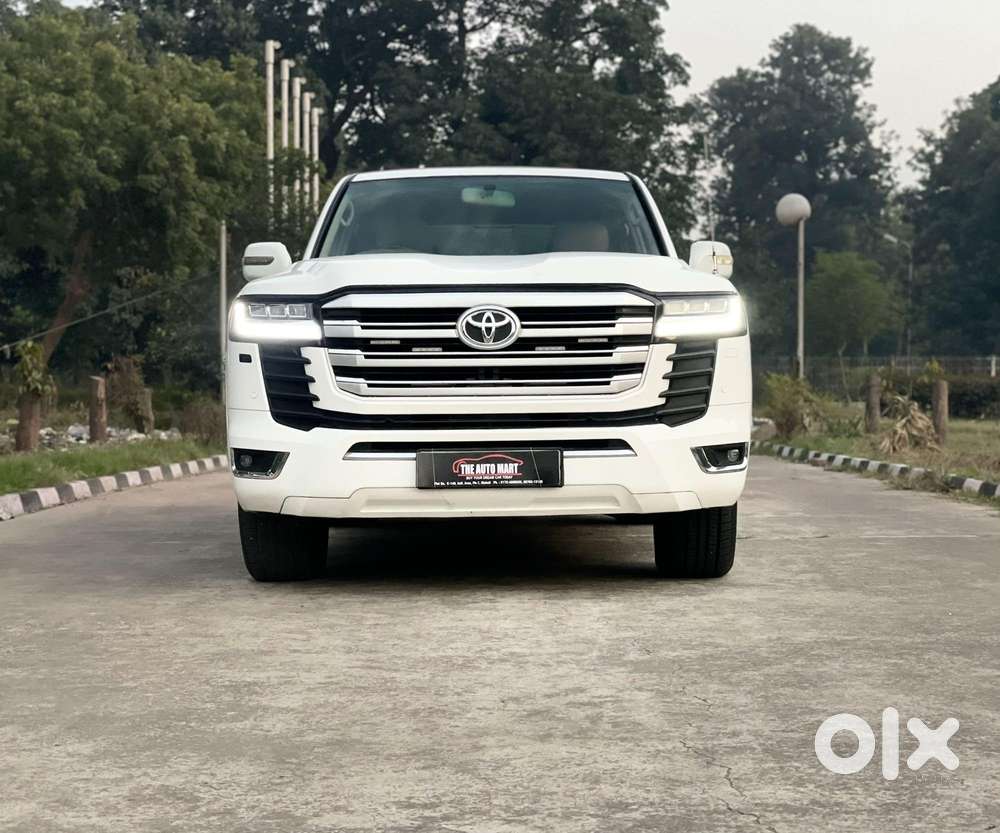 Toyota Land Cruiser LX 470 V8 4X4, 2012, Petrol - Cars - 1797861604