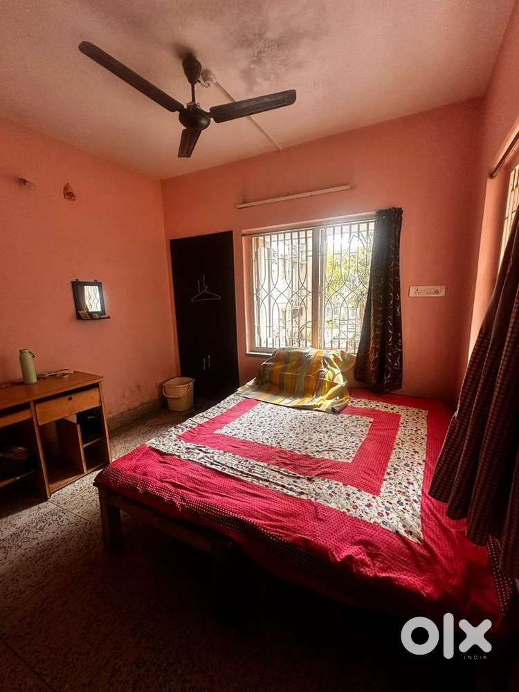 Room in preoccupied 2bhk flat for rent - sector 5 - For Rent: Houses ...