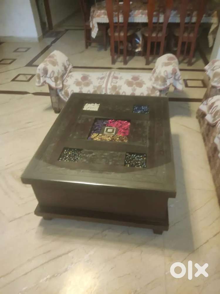 Olx center table store