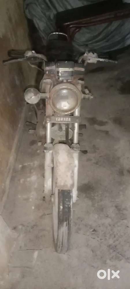Yamaha RX 100 - Motorcycles - 1797546437