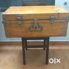 Wooden trunk box olx store