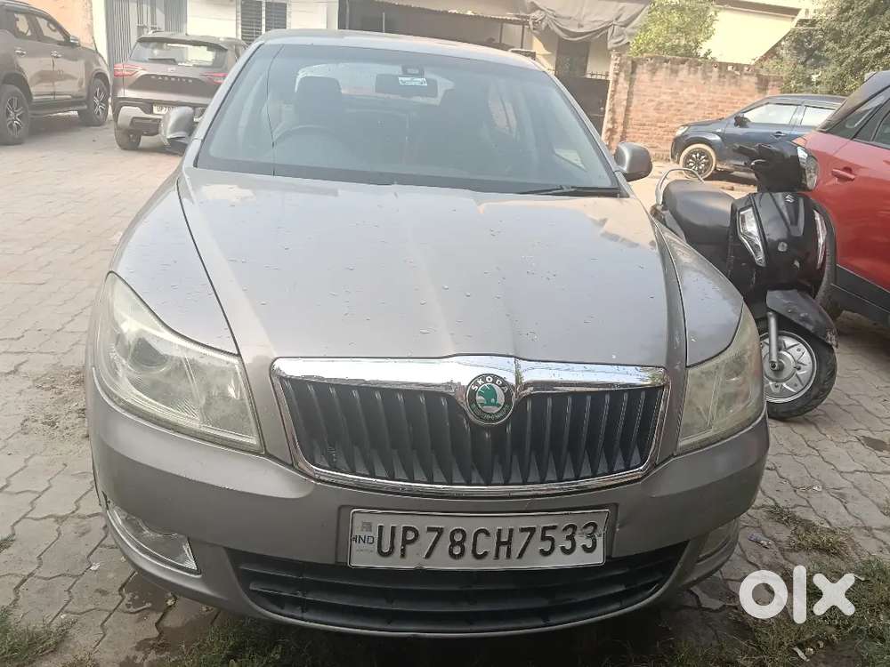 Skoda Laura 2011 - Cars in Govind Nagar, Kanpur - 1832079691