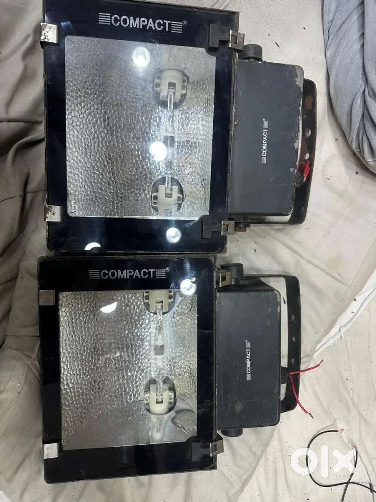 Compact 150 watts markari light good condition ready to use 2 pics ...