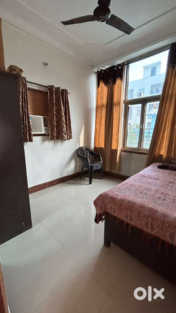 Furnished Single room for rent sharing bathroom without kitchen - For ...