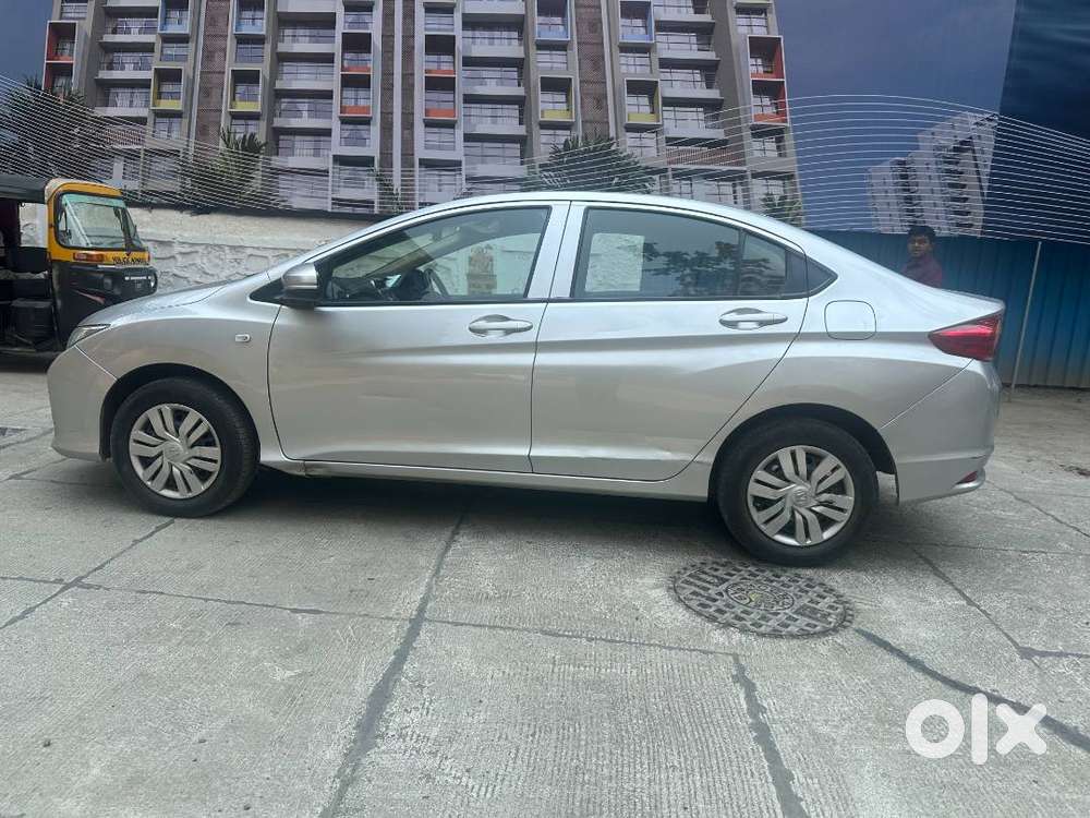 Well maintained car - Cars - 1801638709