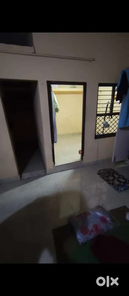 Bachelors single room for rent - For Rent: Houses & Apartments - 1807633861