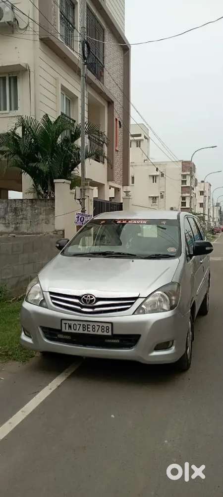 Toyota Innova 2010 Diesel Good Condition - Cars - 1827517897