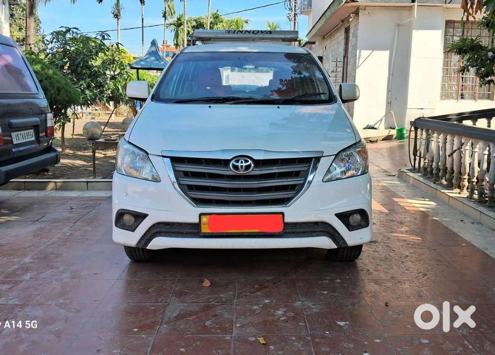 Toyota Innova 2.5 G (Diesel) 8 Seater, 2014, Diesel - Commercial ...