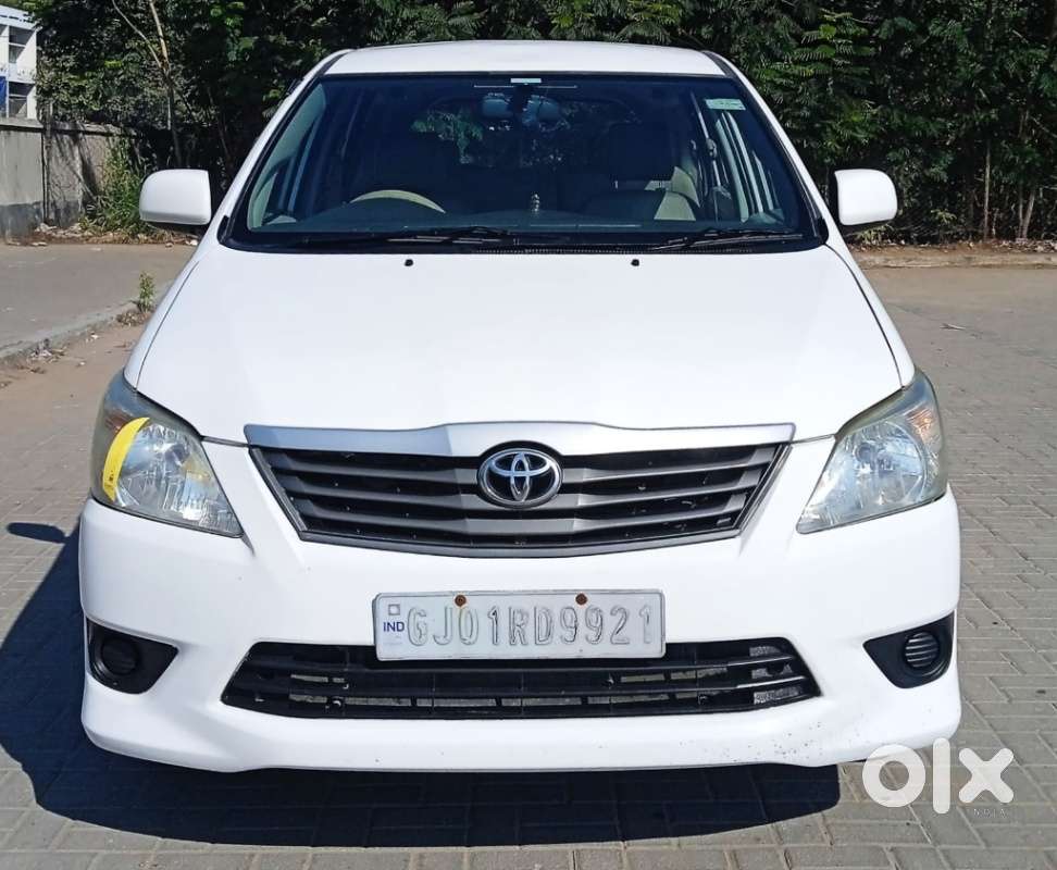 Toyota Innova 2.5 GX 7 Seater BS IV, 2013, Diesel - Cars in 132 Feet ...