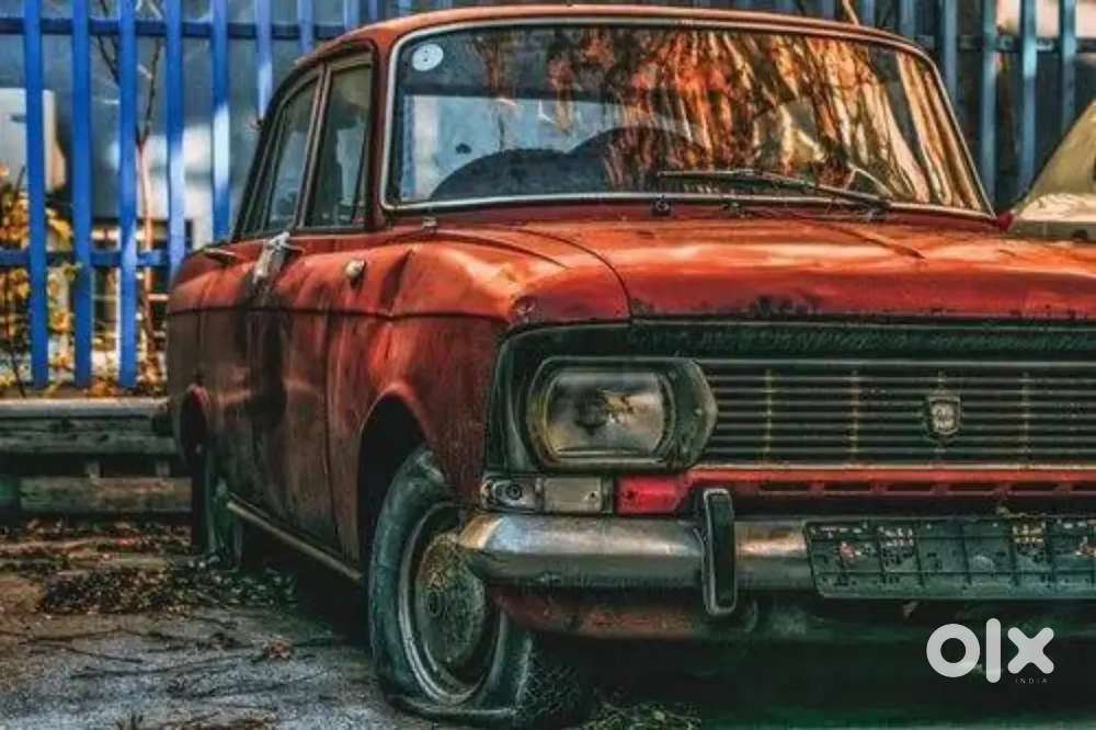 We are deal with RC expired cars. (Hum RC expired cars khareedte hain ...