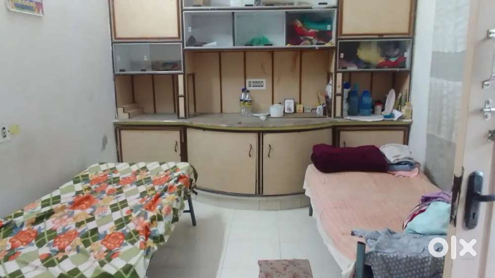 Pg accommodation for working women's and students - PG & Guest Houses ...
