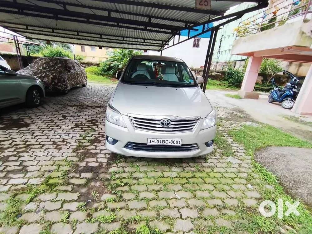 Toyota Innova 2013 Diesel Well Maintained - Cars - 1810469726