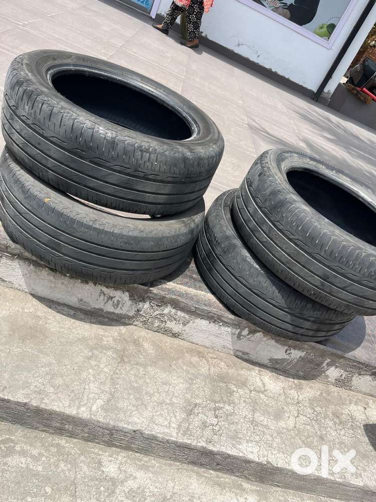 innova crysta tyre for sale - Spare Parts - 1808662096