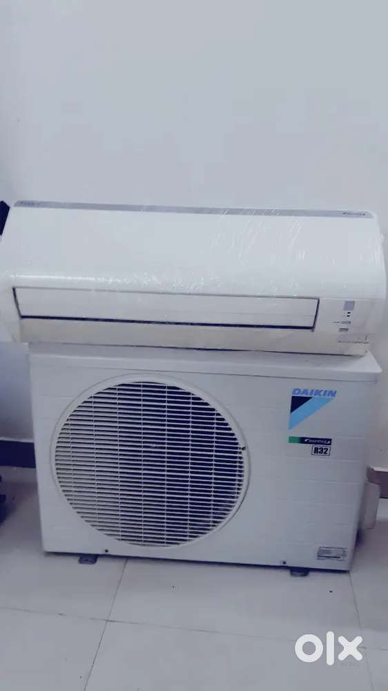 Daikin 1.5 Ton Inverter Split AC Like Air Conditioner good CND - ACs ...