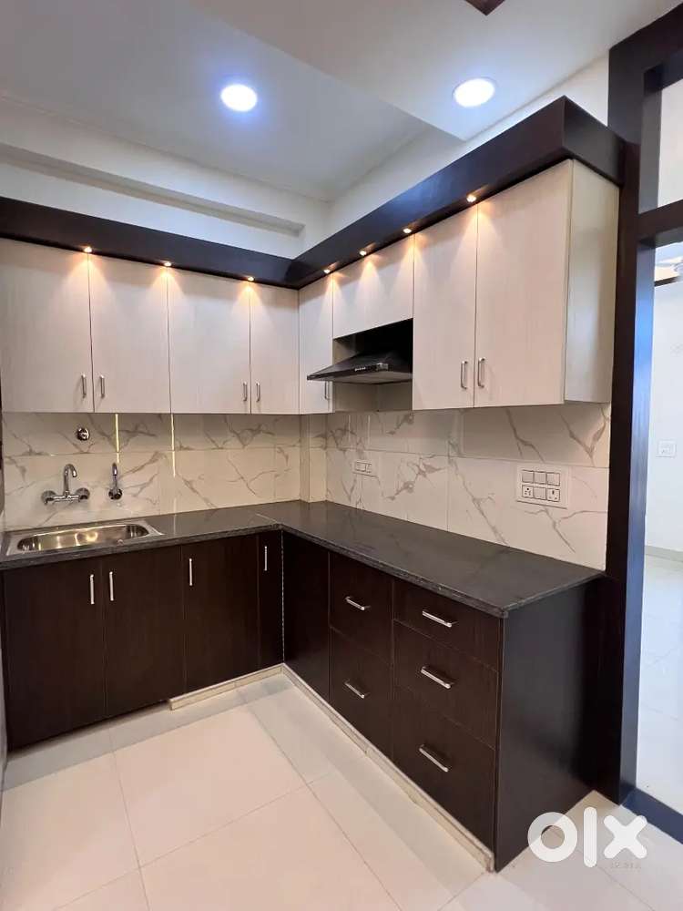 Ready to move 3 BHK builder floor in sector 105 Gurgaon - For Sale ...
