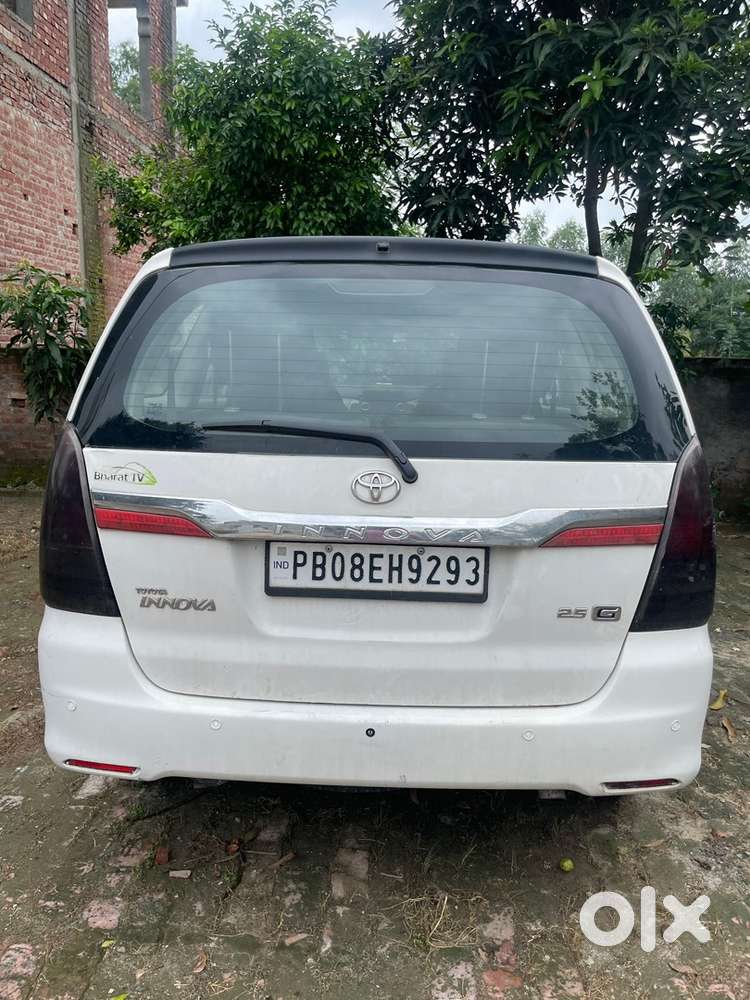 Toyota Innova 2010 Diesel Well Maintained - Cars - 1817837468