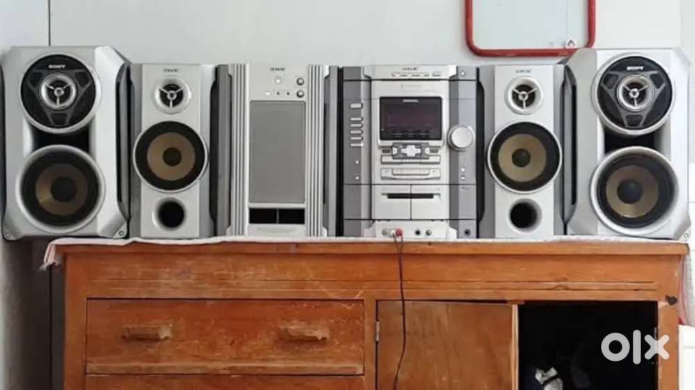 Music system sony 7000 watts RV8 aux FM working 4 speaker and woofer ...