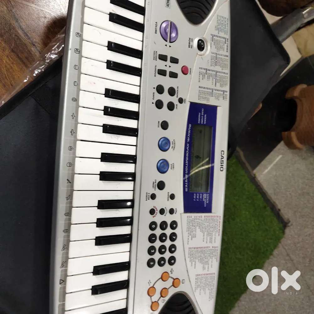 Casio keyboard - Musical Instruments - 1794988507