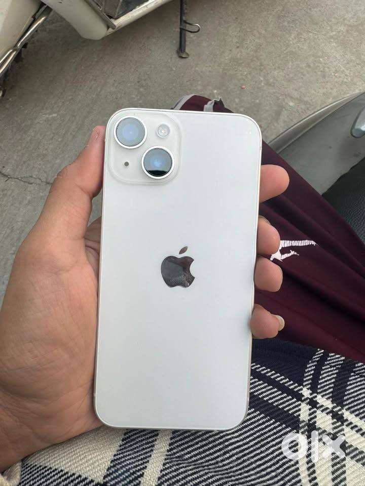 Iphone 15 white color - Mobile Phones - 1796725900