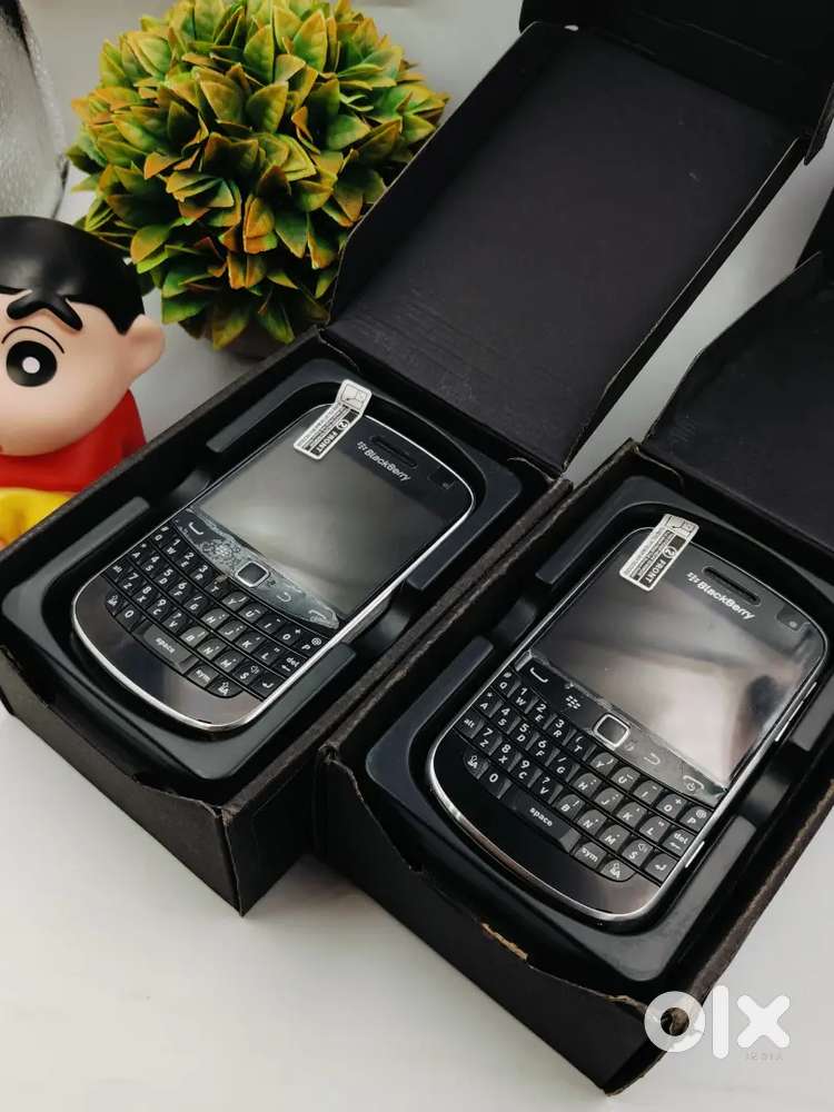 BLACKBERRY BOLD 4 9900 BRAND NEW UNUSED DEVICE WITH GENUINE BILL ...