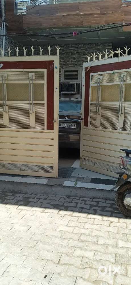 Very Good House Good Area 160 Gaj for less - For Sale: Houses ...