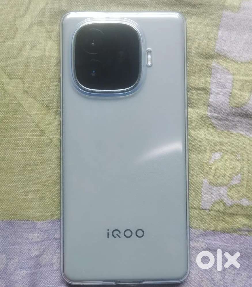 Iqoo Neo 10R 5g - Mobile Phones in Kanchrapara, Kolkata - 1834389805