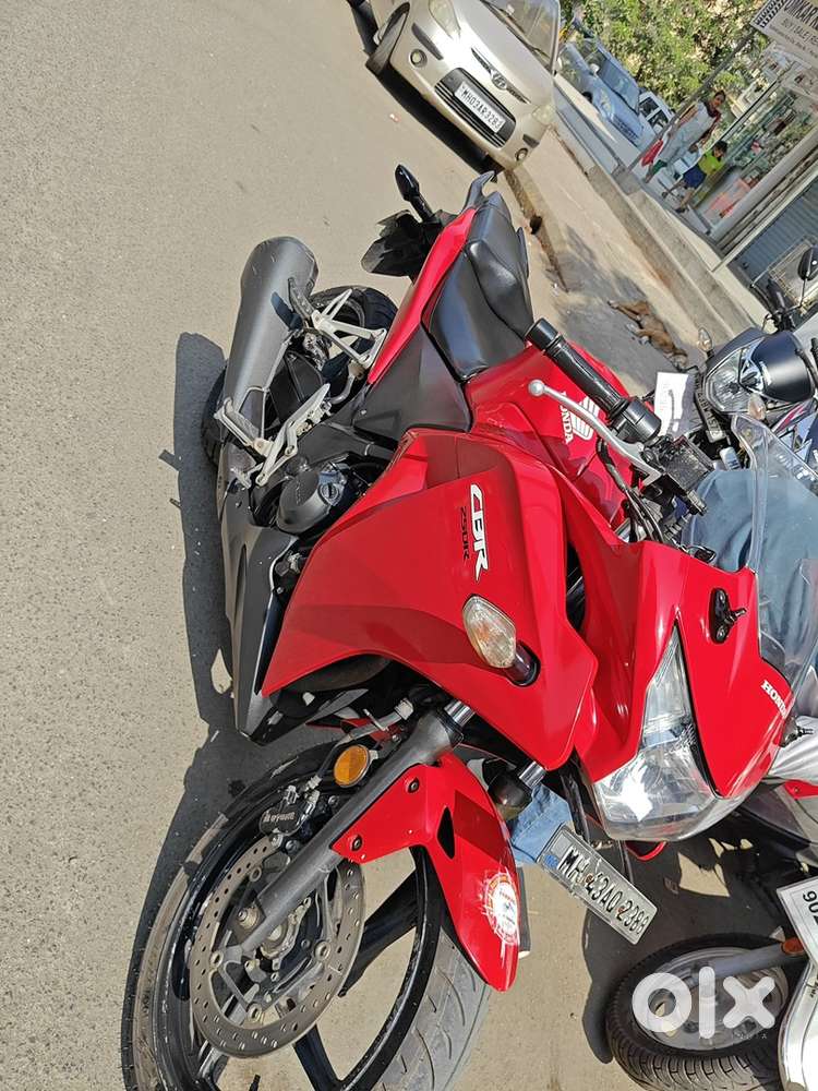 HONDA CBR 250r - Scooters - 1803525232