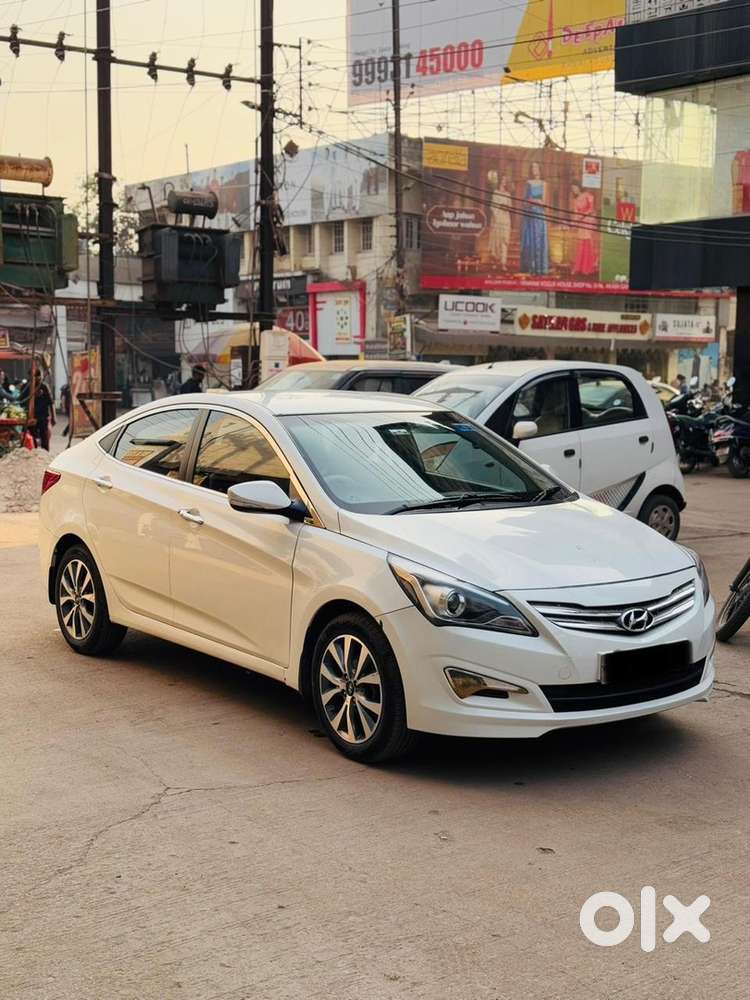 Hyundai Verna 2016 Petrol Well Maintained - Cars - 1807380246