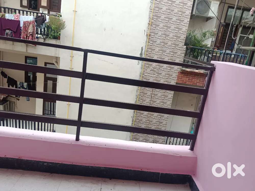 Sabse sastha Sabse achha flat lena ko sampark kare - For Sale: Houses ...