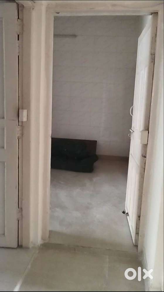 Tolet 3 Bhk Sector 22 First Floor - For Rent: Houses & Apartments ...