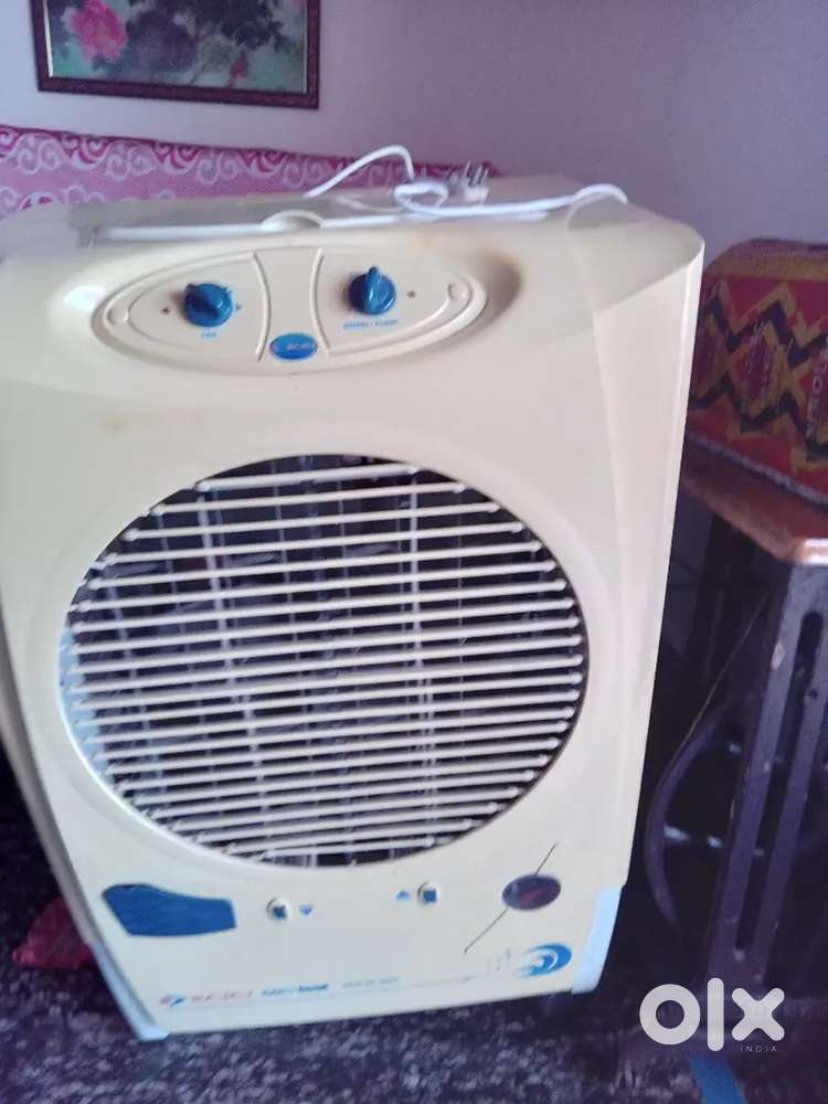 Bajaj coolest dc 2004 store