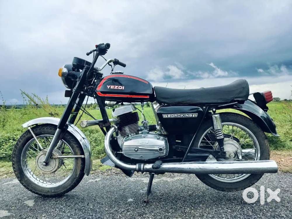 Yezdi roadking olx store