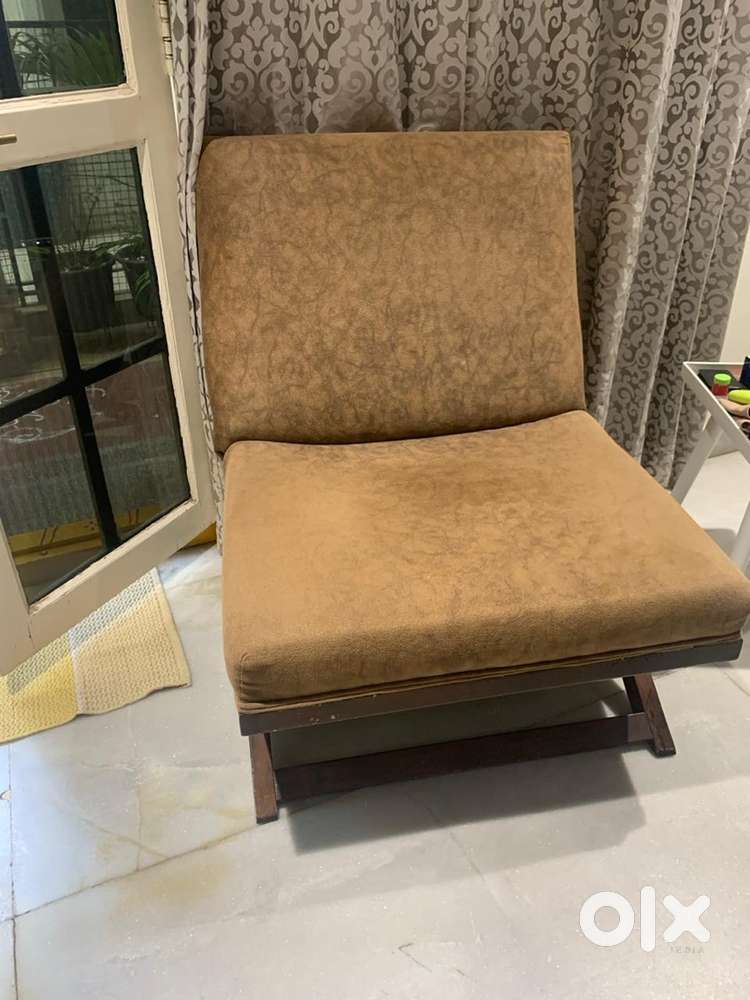 Brown relaxing single chair - Sofa & Dining - 1813748136