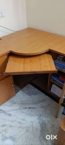 Corner Tables Buy Sell Used Furniture in Telangana OLX