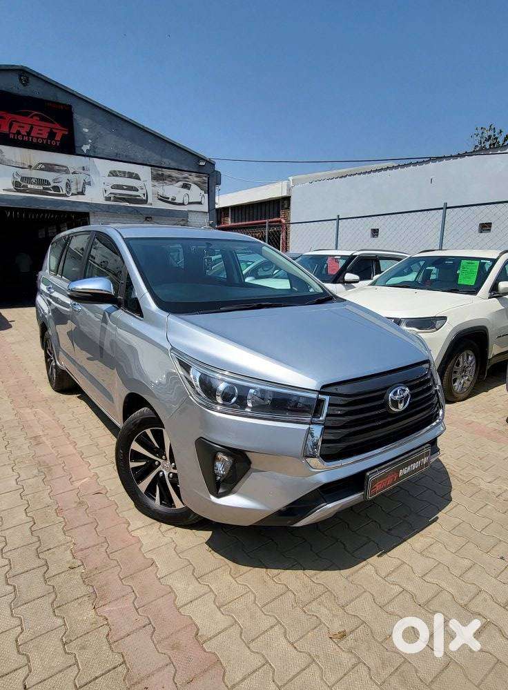 Toyota Innova Crysta ZX 2.4 Diesel 7 Seater, 2022, Diesel - Cars ...