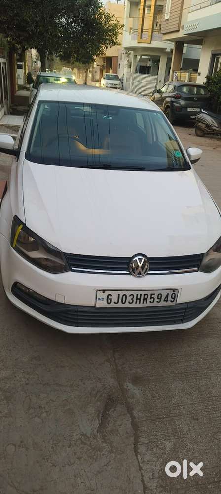 Volkswagen Polo 2015 Petrol Well Maintained - Cars - 1800275963