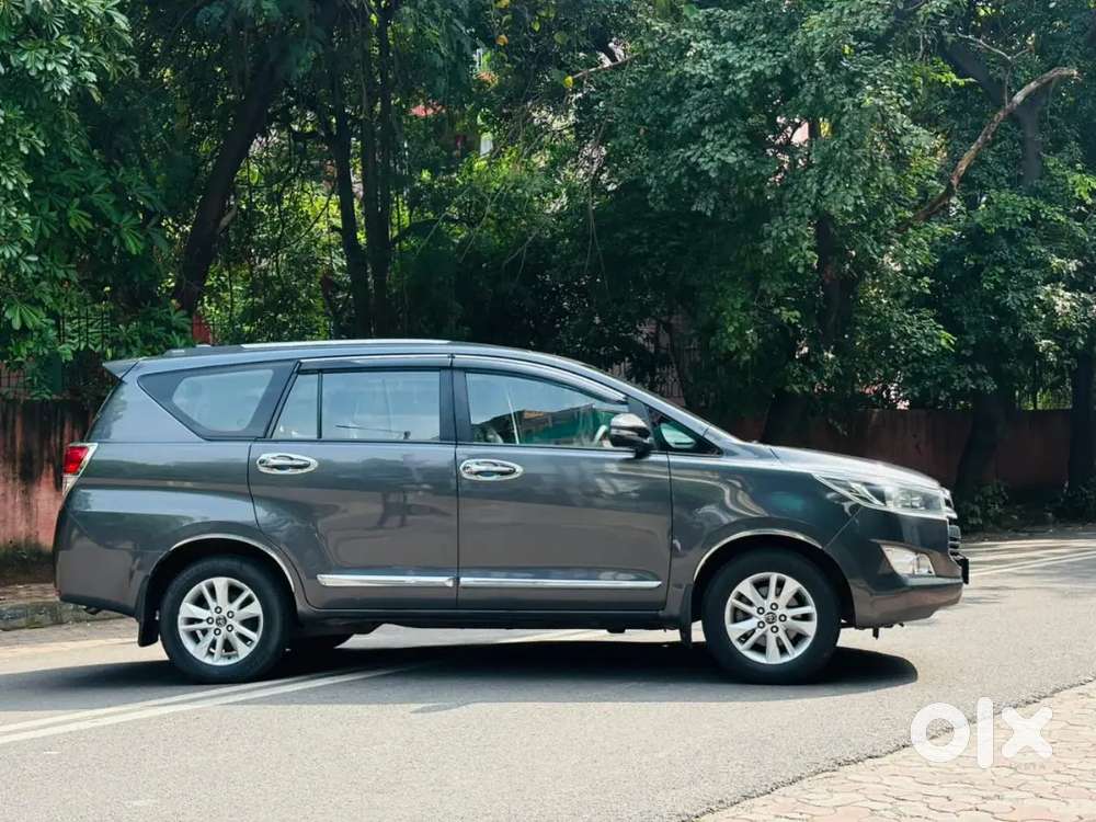 Toyota Innova Crysta 2019 Diesel 69000 Km Driven - Cars - 1827256947