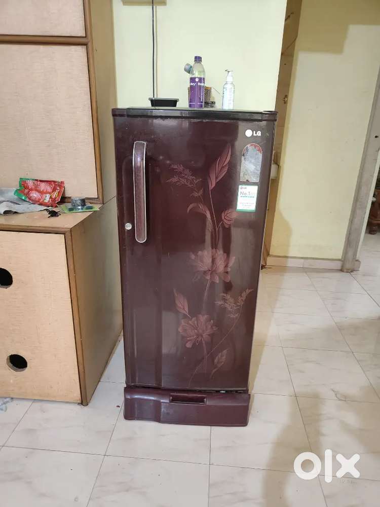 LG fridge for sell - Fridges - 1798842803
