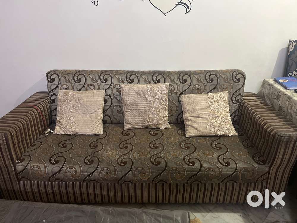 7 seater sofa set 5+ 2 puffy and 6 seater dining table with glass tob ...