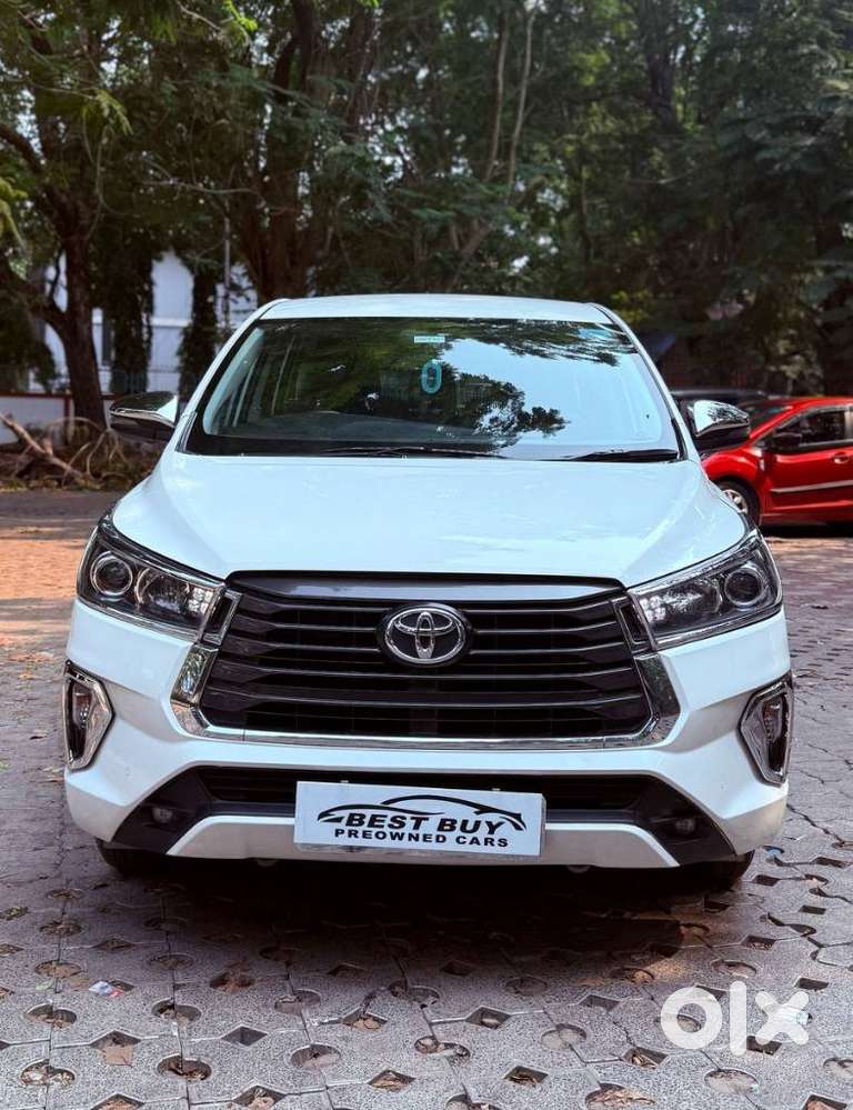 Toyota Innova Crysta 2.7 V, 2022, Petrol - Cars - 1807097055