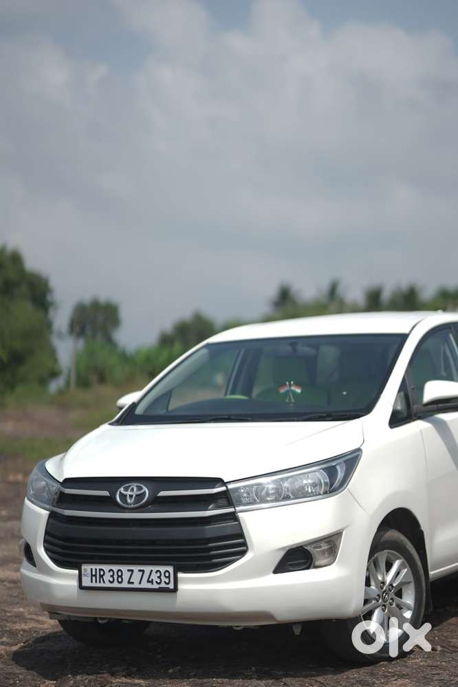 Toyota Innova Crysta 2018 Diesel Well Maintained - Cars - 1802268198