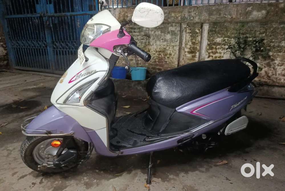 Scooty - Buy & Sell Second Hand Scooty in Delhi, Used Scooters in Delhi ...